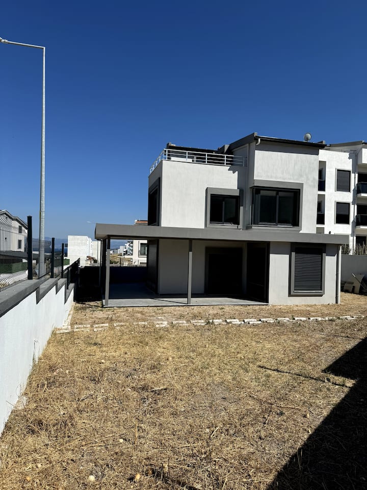 Karaburun Mordağan'da Yeni Villa Km1 - Mordoğan