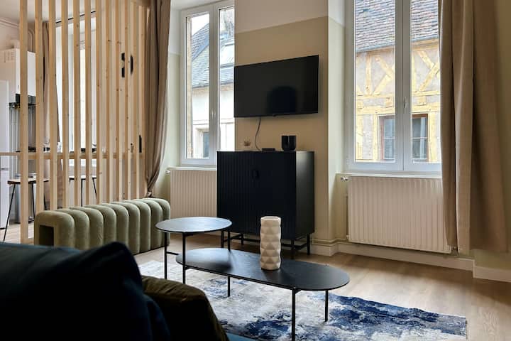 Charlie Blue - Centre-ville Nevers - Wifi Fibre - Nevers