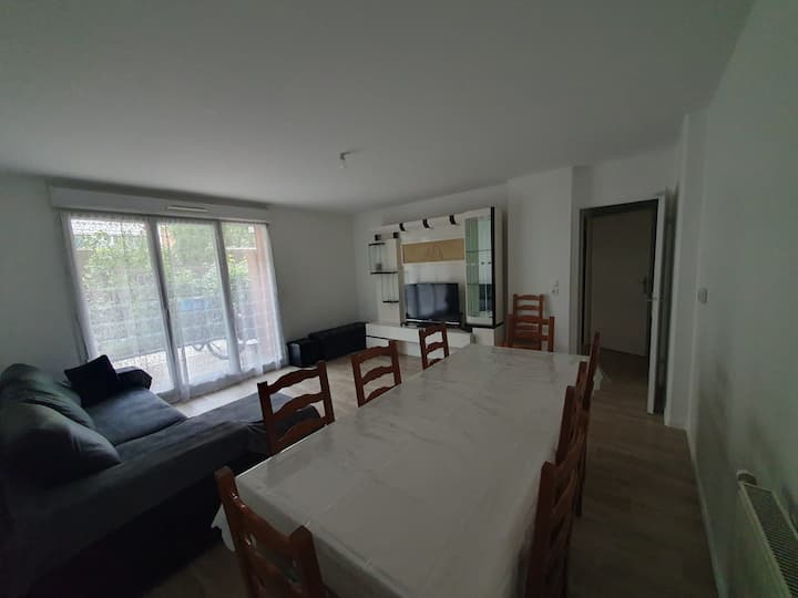 Appartement T4 Proche De Paris - Bobigny