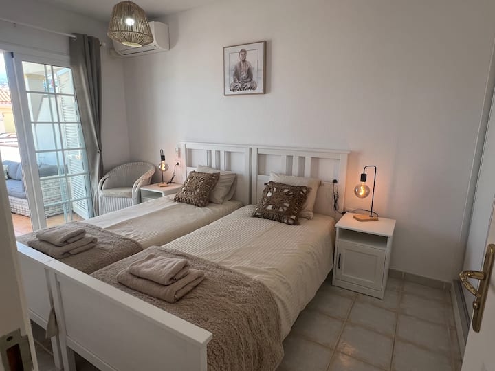 Beautiful Large 1 Bed Apt El Mirador Los Chris - Los Cristianos