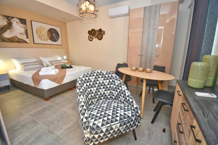 Villa Marinos - Deluxe Apartment 'Creme' With Pool - Kavos