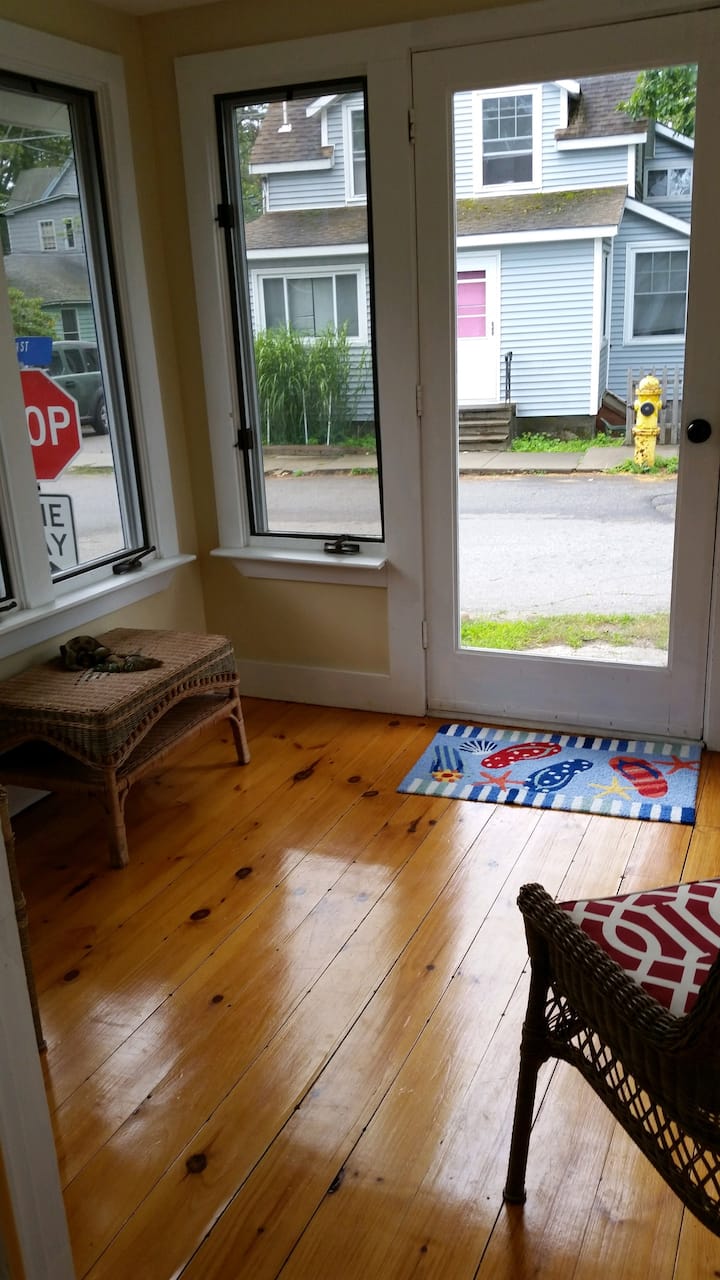 Vacationland Beach House - Old Orchard Beach