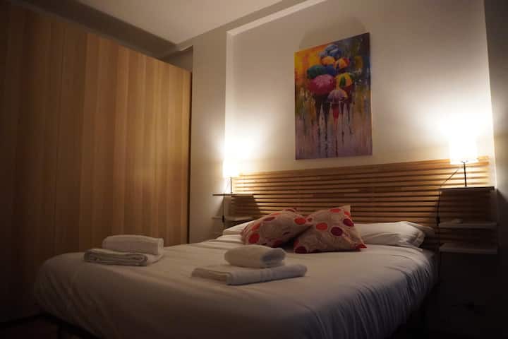 Casa Dei Fiori Colorful Apt - Bari