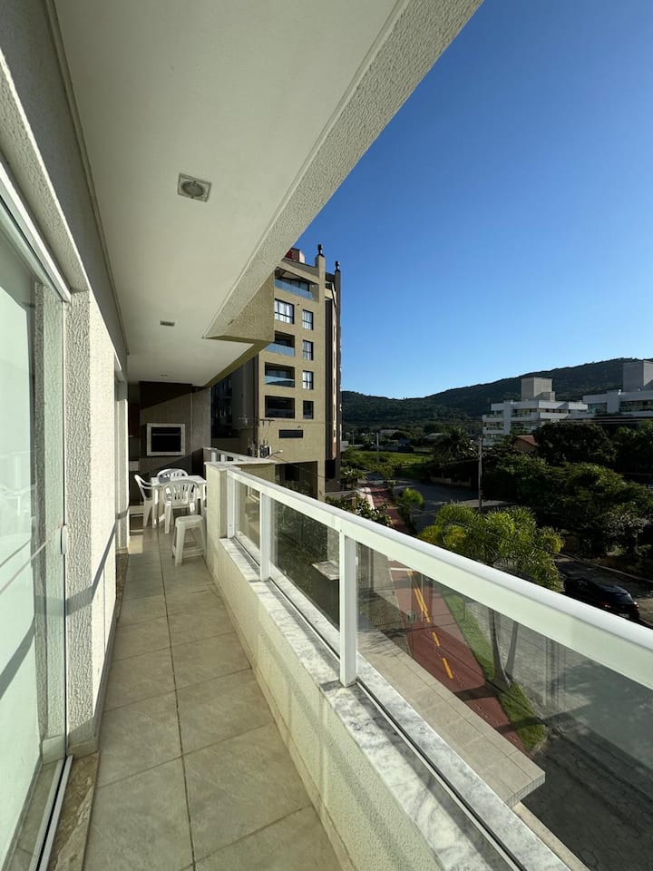 Apto Central Praia De Bombas Sc - Bombinhas