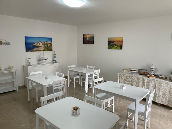 B&b Le 2 Vele
Quadrupla Con Bagno - Santa Cesarea Terme