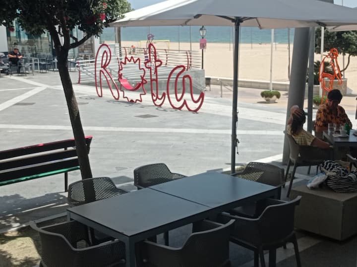 Piso Pleno Centro Rota, A 15 Metros De La Playa - Rota
