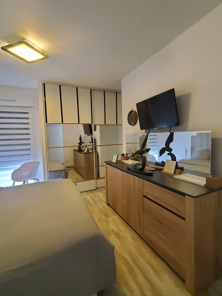 Appartement Cosy - Jardin Privé - Annemasse