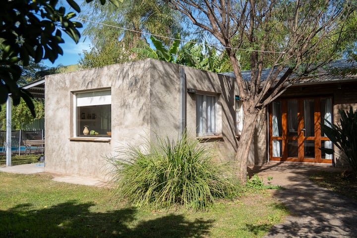 La Casa Del Algarrobo - Córdoba, Argentina