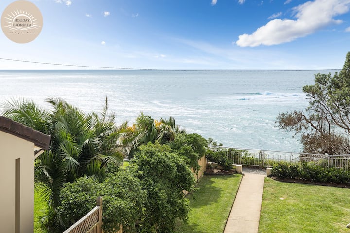 North Facing Seaside Apartment - Cronulla