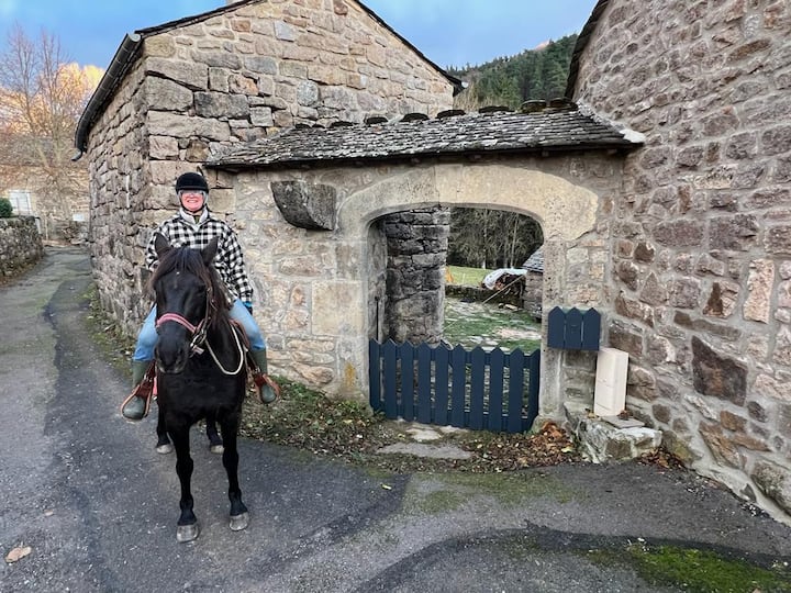 « Chambre D’hôte » Dans Une Ferme De 1695 - Mont Lozère