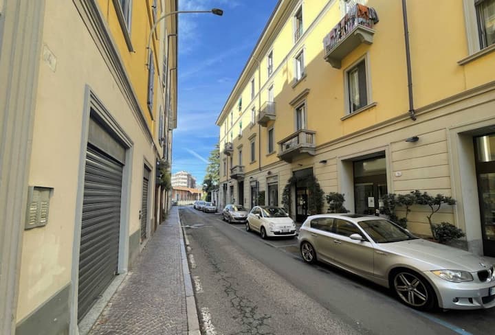 Charming 1900s Apartment  Como - Como