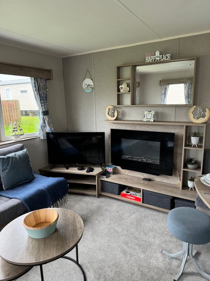 Blue Dolphin Holiday Park, Filey - Filey