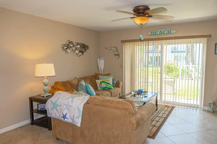 Beach Glass Villa - Ormond Beach, FL