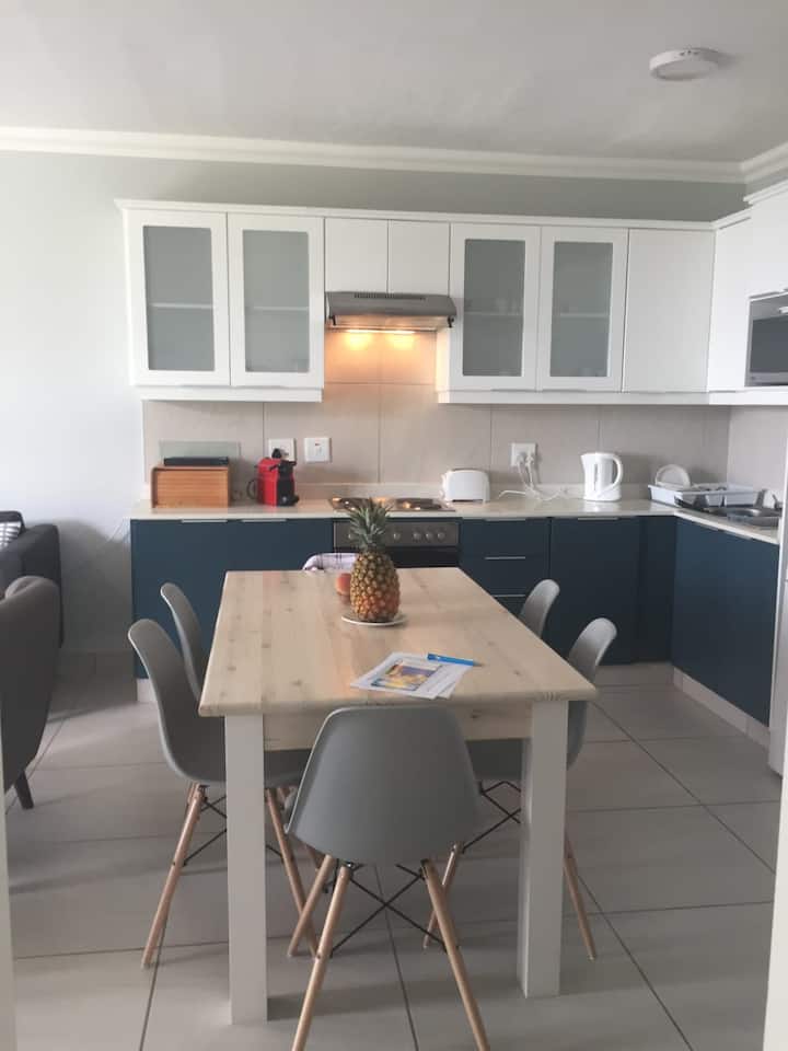 Full Week, Ground Floor Unit. - Dolphin Coast