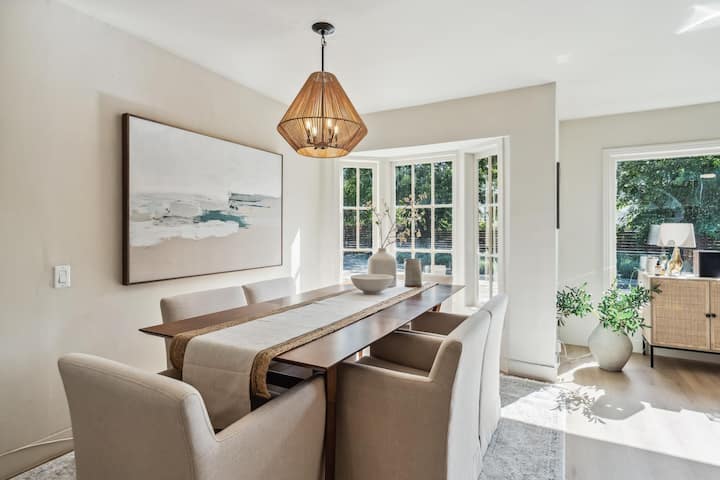 Freshly Updated • Luxury Estate W/ Guest House - Yountville, CA
