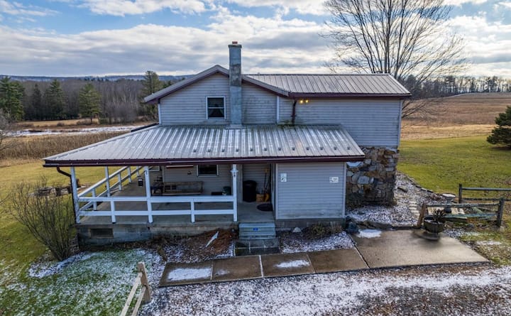Rustic Cottage In Zion Grove Pa - 紐倫堡