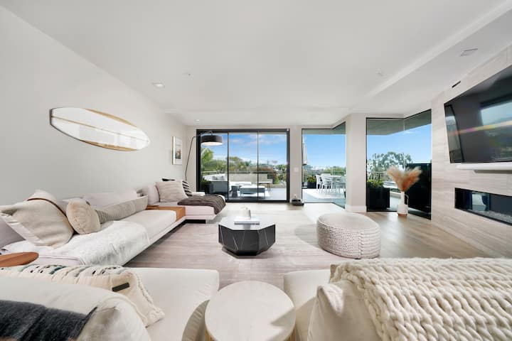 Modern Coastal Retreat: Walk To Beach, Dining, Etc - Laguna Beach, CA