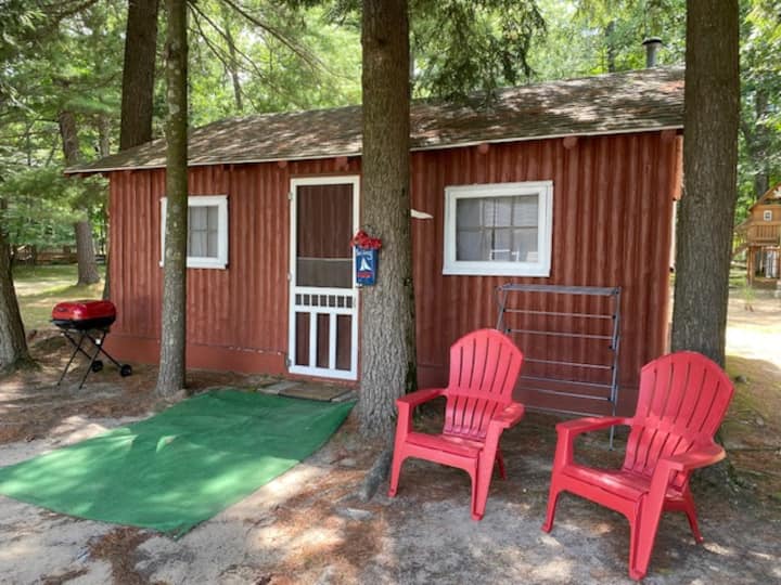 "Sailing" Cabin, Pentwater Lake - Pentwater, MI