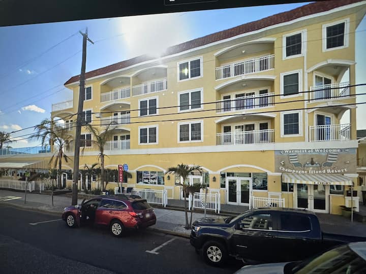 Ocean Breeze Haven - Wildwood, NJ