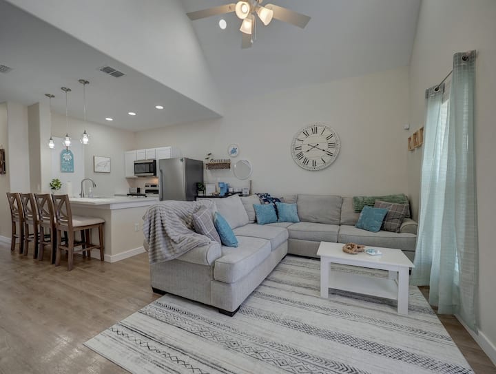 Turtle Cove Beach House - North Padre Island, TX