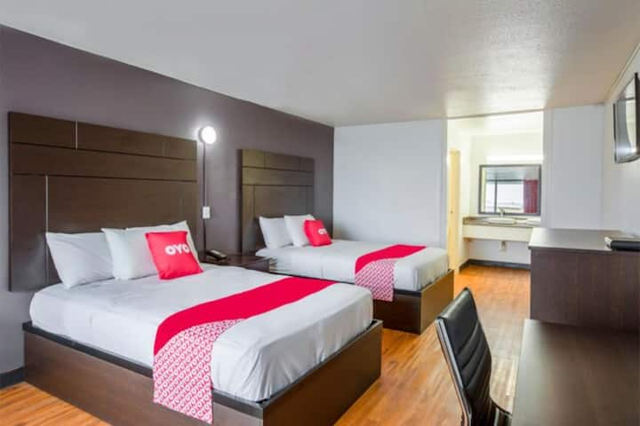 Travelodge By Wyndham Baton Rouge East 2 Full Bed - Baton Rouge, LA