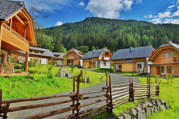 Trattlers Hof-chalets Classic - Bad Kleinkirchheim