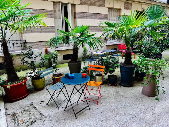 Calme Et Fraîcheur Dans Le 17ᵉ - Paris
