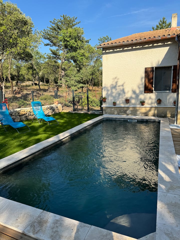 Gîte With Private Pool In Nature. - Bédoin