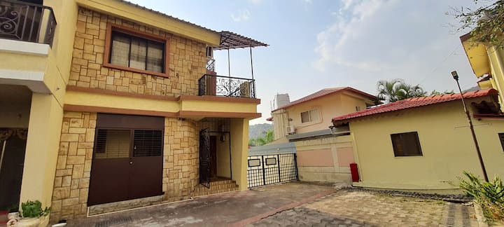 Poonambunglow9-3bhk- Gold Valley-mountain View - Lonavala