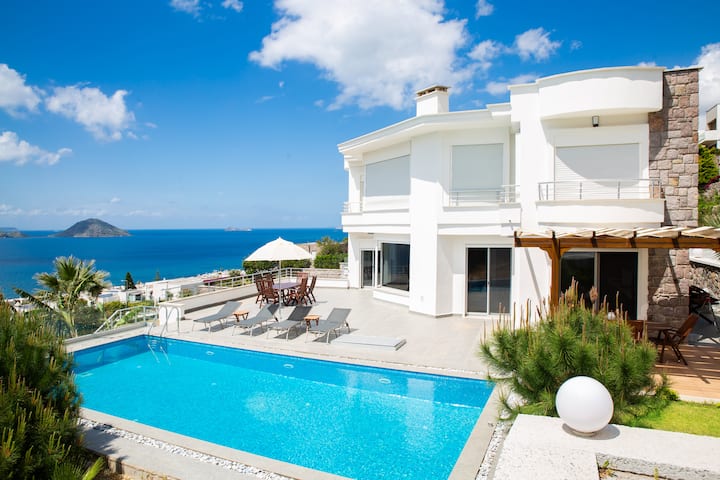 Luxury Villa With Private Pool In Turgutreiste - Turgutreis