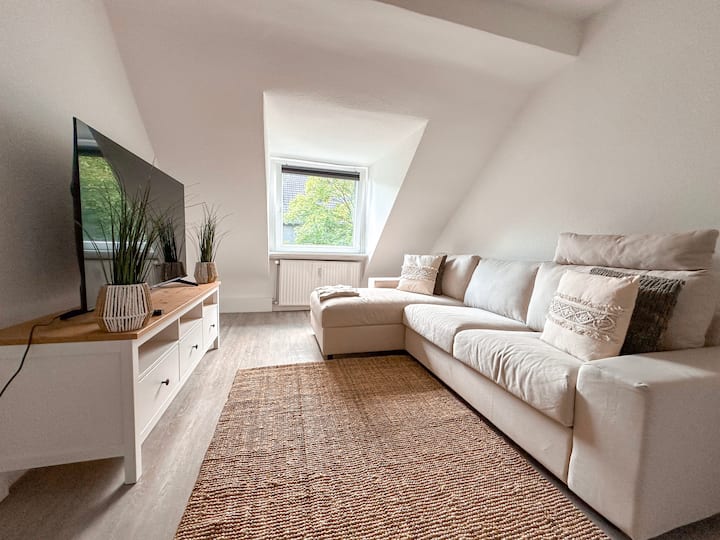 Beautiful, Big Kitchen, Nice Bed - Essen