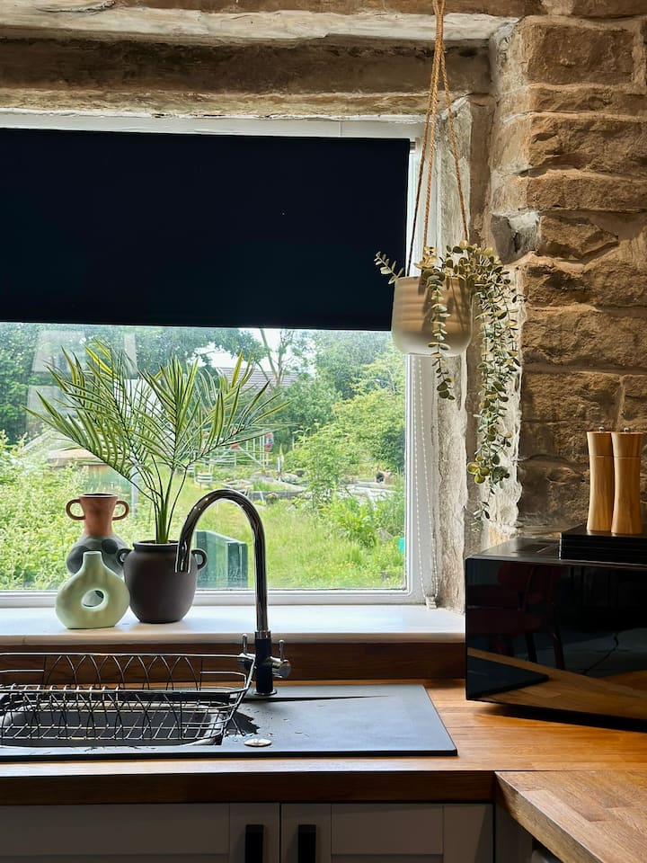 Cosy Cottage In Bradford | Perfect For Long Stay - Bradford, United Kingdom