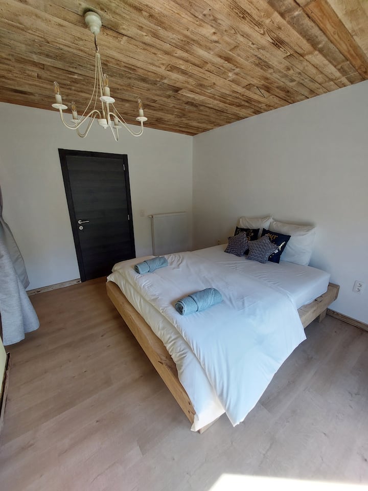 4.private Bedroom/terrasse/barbecu - Bouillon