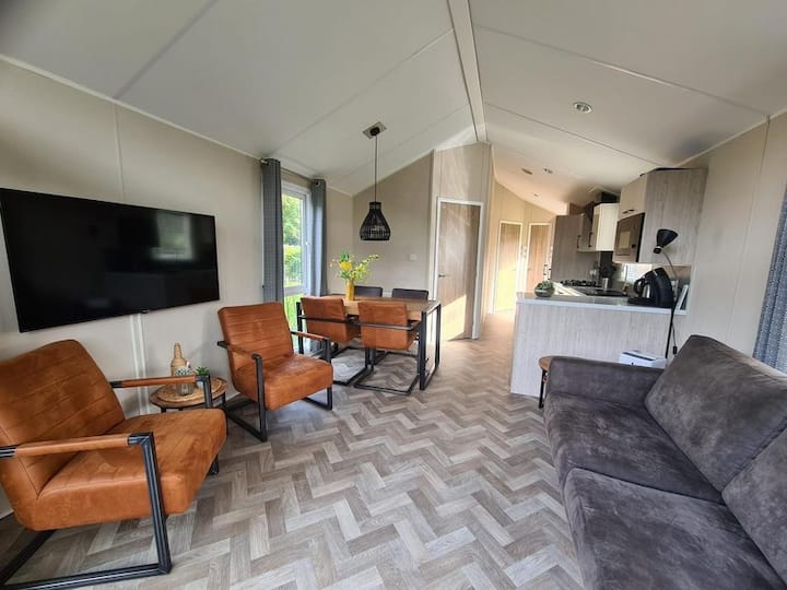 Modern Chalet Met Ruime Tuin Op De Veluwe - Epe