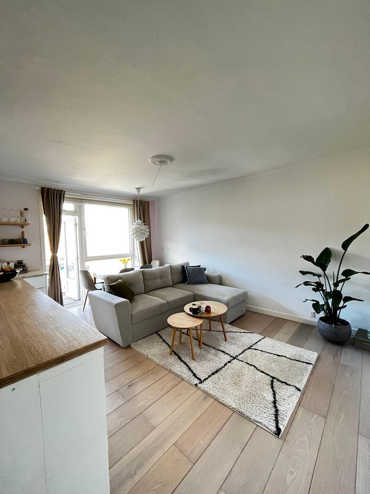 Cosy Room In Frederiksberg, Denmark - Copenhagen