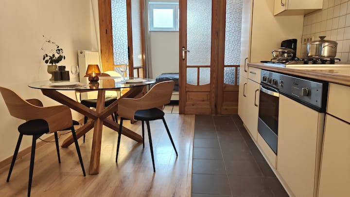 Chb+sdb Priv ·Cuisine ·Pk Free/centre/gare/aérop - Charleroi