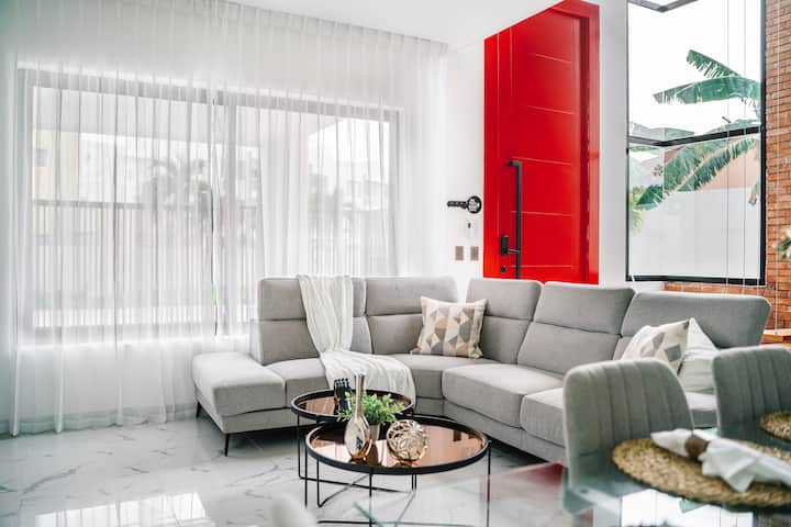 Stunning Brand New Villa In Downtown Punta Cana. - Punta Cana