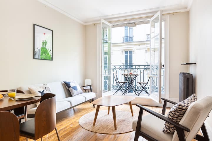 Montmartre Depuis Votre Balcon : Imprenable Vue - Paris