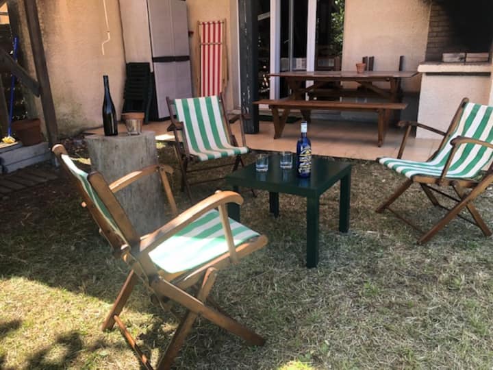 Maison L'oustalot Au Port De Cassy - Lanton