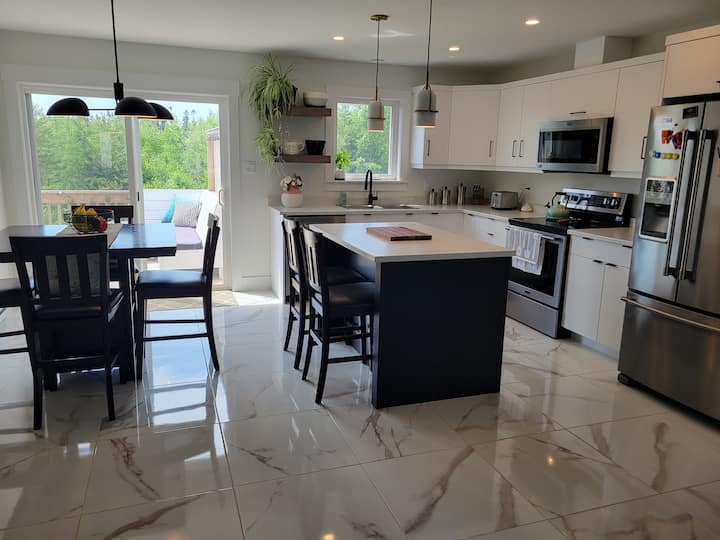 The Blue House In Riverview - Moncton