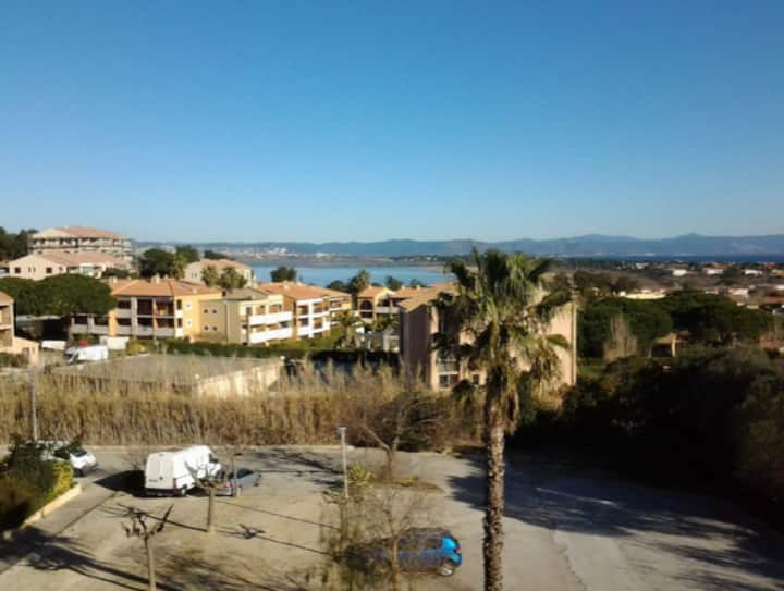 Studio Presqu'île De Giens-vue Mer -Calme -Parking - Porquerolles