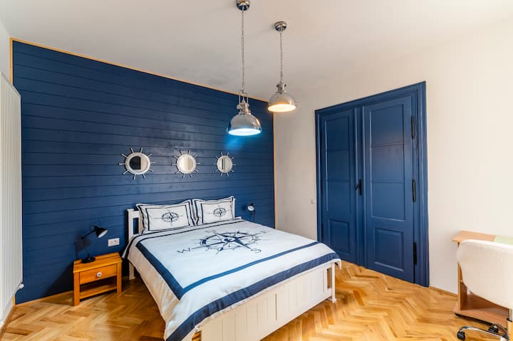 Old Town Escape | Cu Cadă & Design Unic - 