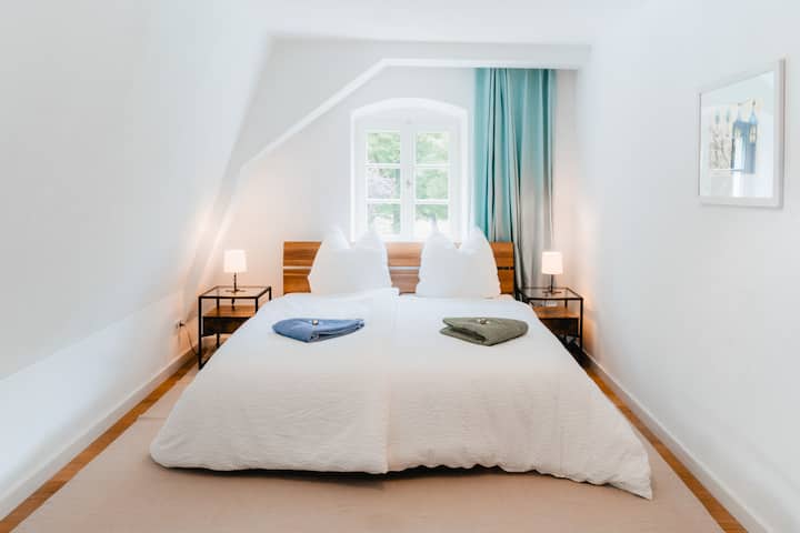 Inselapartment In Altstadtnähe - Regensburg