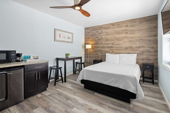 Accessible Motel Room - Key Largo, FL
