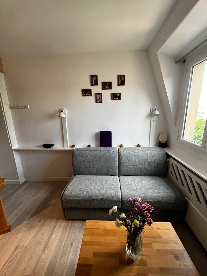 Petit Studio Proche Montmartre 1 Pers Ou 1 Couple - Paryż