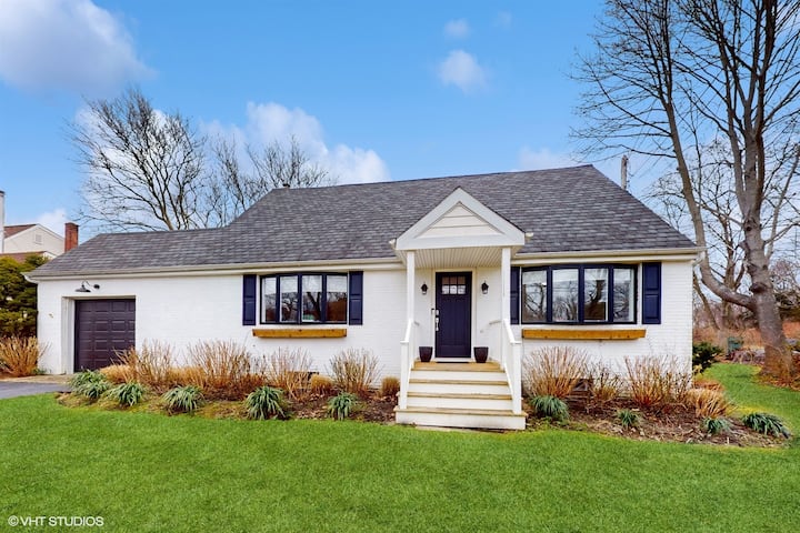 Cape With Inground Pool - Riverhead, NY