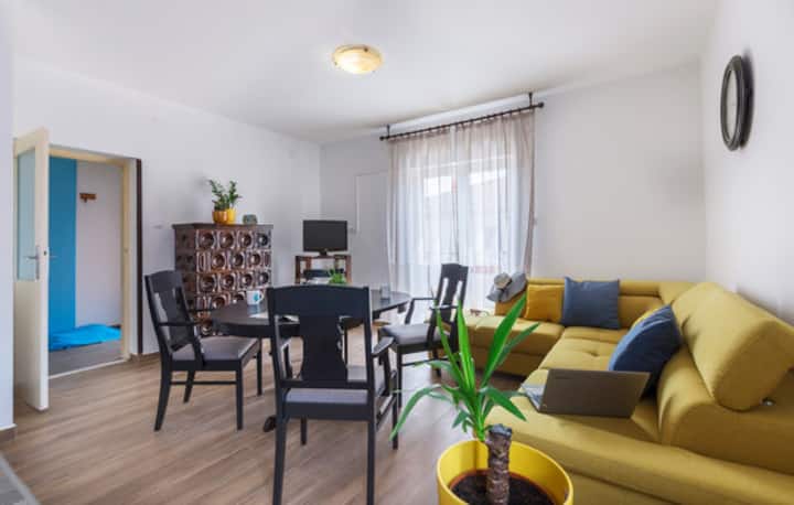 Ana Apartment • Sea View & Large Terrace • Fažana - Fažana
