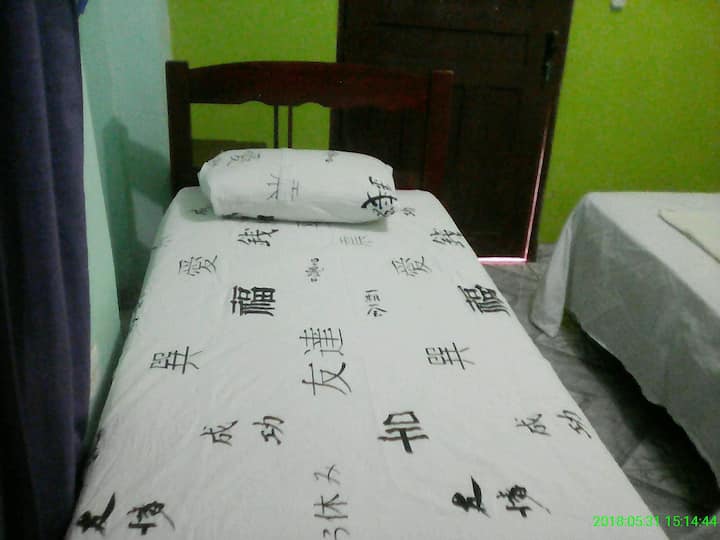 Quarto 02. Triplo - Carolina