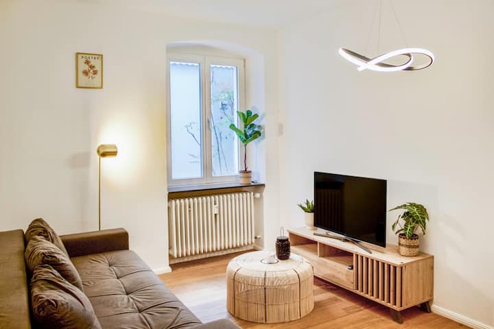 Charmante Altbauwohnung In Bonn - Bonn