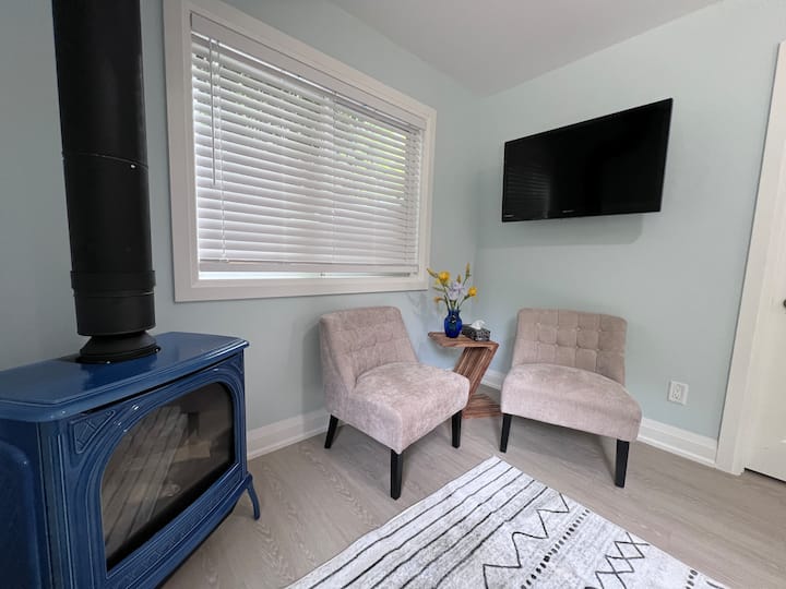 Beachy Bungalow ~ The Fox Den - Southampton